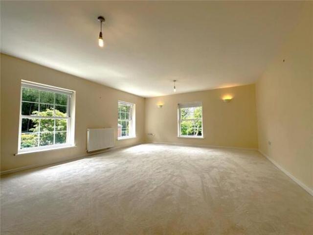 2 bedroom apartment for rent in Birch House, Croft Close, Sevenoaks, Kent, TN13