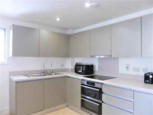 2 bedroom flat for rent in Blanche House P1337, BN1