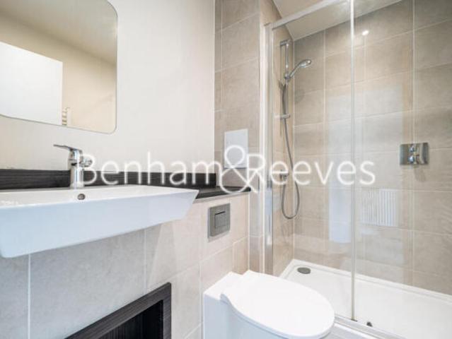 2 bedroom apartment for rent in Blackhorse View, Forest Road, E17