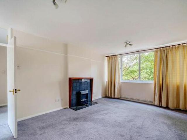 2 Bedroom Apartment For Rent In Blackheath, London