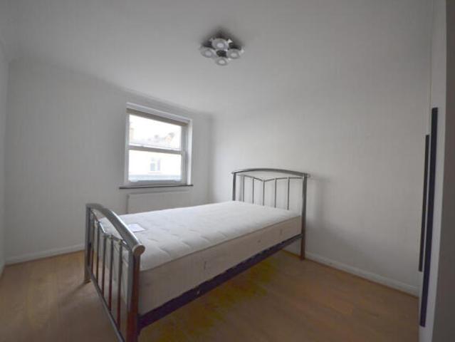 2 bedroom apartment for rent in Blackstock Road, Finsbury Park, N4