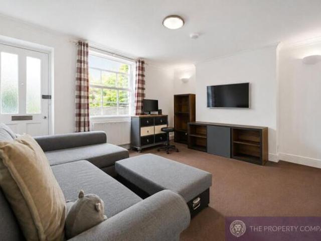 2 bedroom apartment for rent in Blackstock Road, London, N4