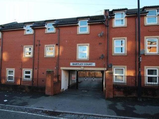 2 bedroom apartment for rent in Blackswarth Road St George Bristol BS5