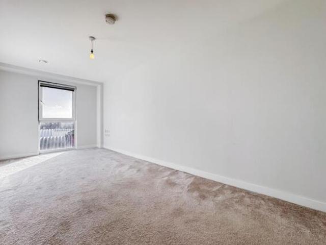 2 bedroom apartment for rent in Block B Victoria Riverside, Atkinson Street, Leeds LS10