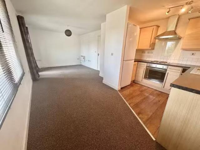 2 bedroom apartment for rent in Blue Cedar Drive, Streetly. B7.