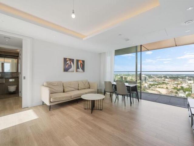 2 bedroom apartment for rent in Bollinder Place, Carrara Tower, EC1V