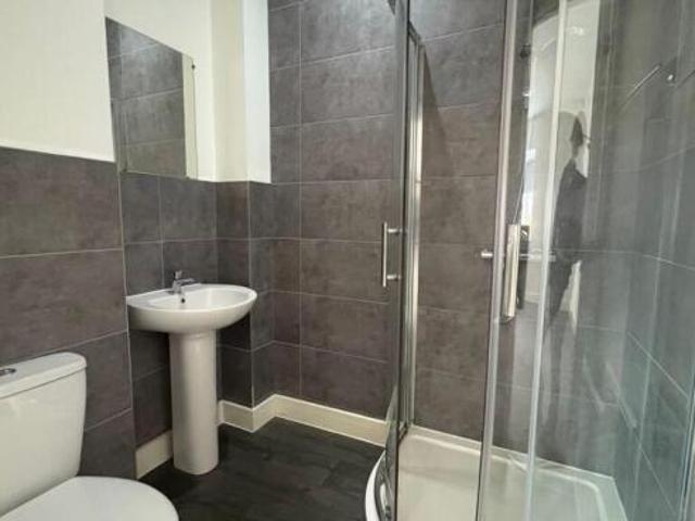 2 bedroom apartment for rent in Bolton Road, Westhoughton, BL5