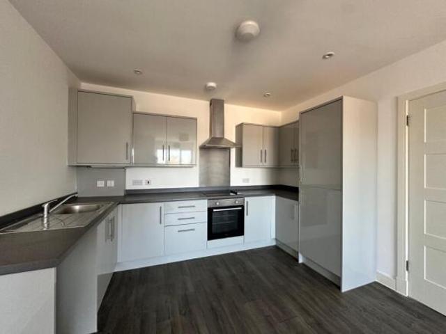 2 bedroom apartment for rent in Bolton Road, Westhoughton, BL5