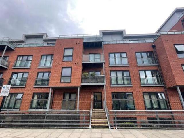 2 Bedroom Apartment For Rent In Bow