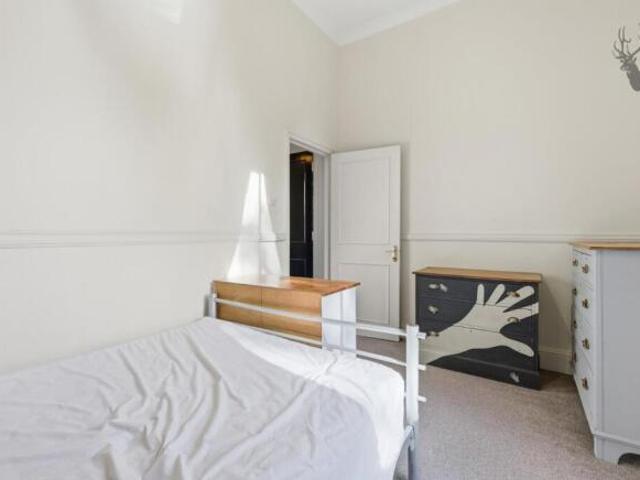 2 bedroom apartment for rent in Bow Road, Bow E3