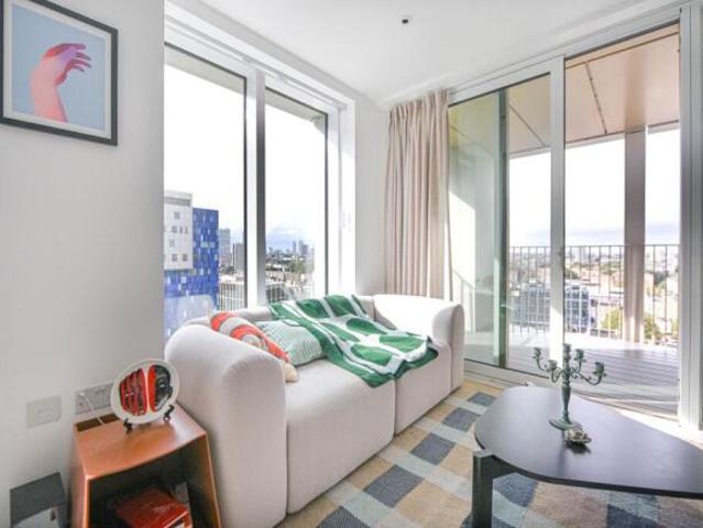 2 bedroom apartment for rent in Bouchon Point 7 Cendal Crescent LONDON E1 2FT, E1
