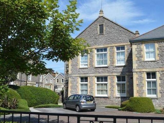 2 bedroom apartment for rent in Boulevard WestonSuperMare BS23