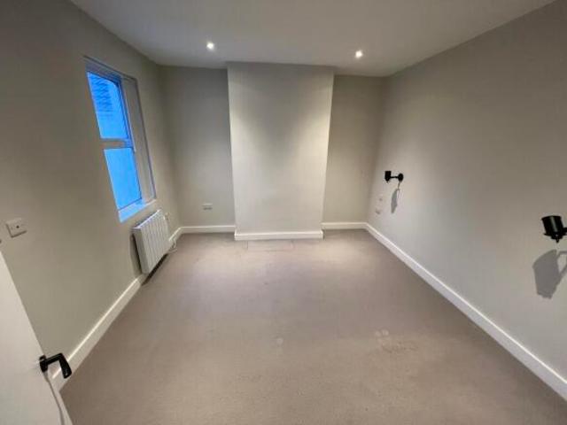 2 bedroom apartment for rent in Bournemouth Road, BH14