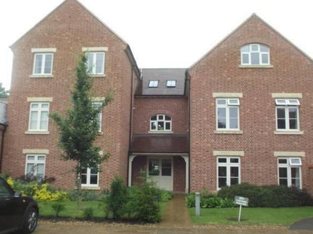 2 bedroom apartment for rent in Brampton PE28