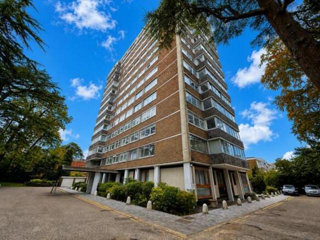 2 bedroom apartment for rent in Brampton Tower, Bassett Avenue, SO16
