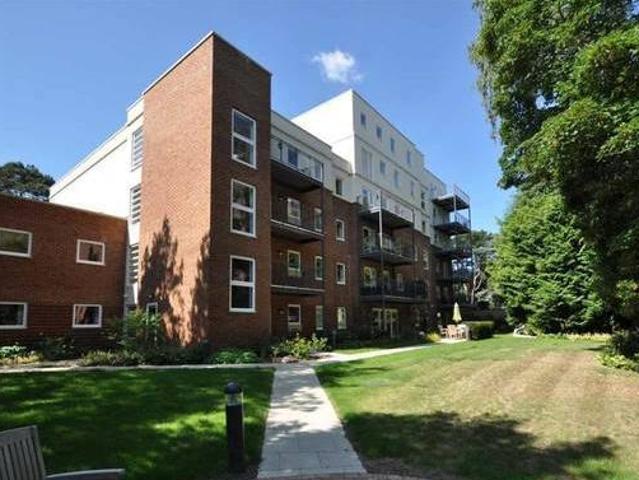 2 bedroom apartment for rent in Branksome Park BH13