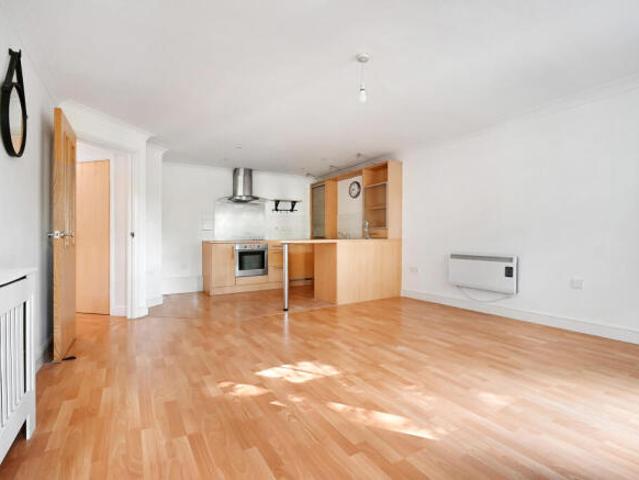 2 bedroom apartment for rent in Brackenhurst Place, Moortown, Leeds, West Yorkshire, LS17
