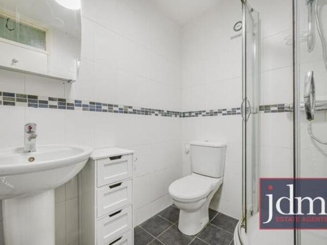 2 bedroom apartment for rent in Brackley Road, Beckenham, BR3