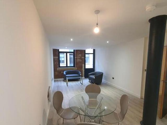 2 Bedroom Apartment For Rent In Bradford, Yorkshire