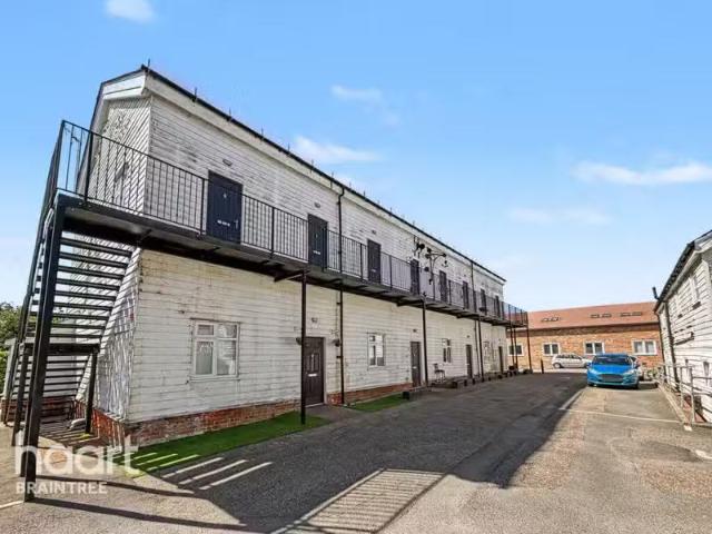 2 bedroom apartment for rent in Braintree Road, Witham, CM8