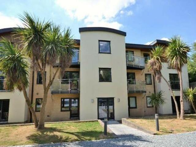 2 Bedroom Apartment For Rent In Brentwood, Essex