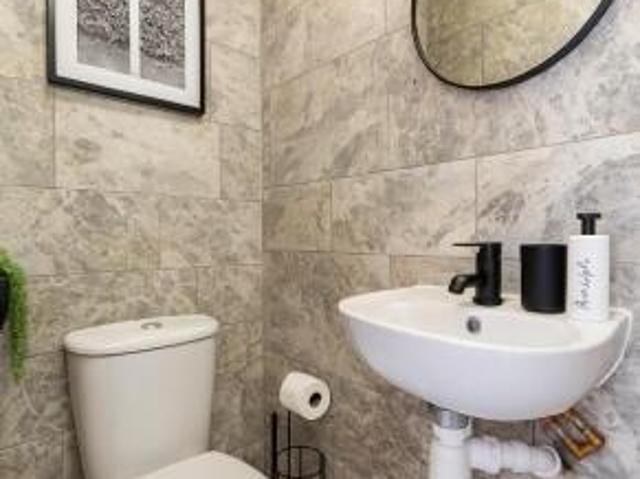 2 bedroom apartment for rent in Brewery Road, London, SE18