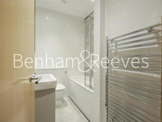 2 bedroom apartment for rent in Bride Court, London, EC4Y