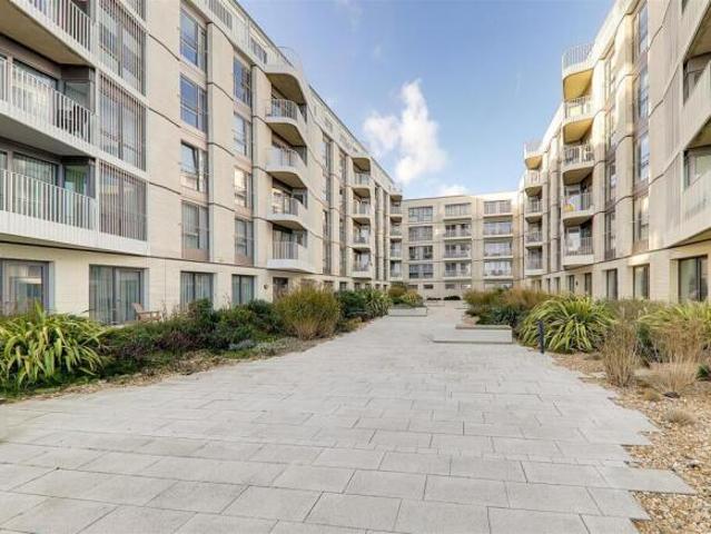 2 bedroom apartment for rent in Brighton Road, Worthing, BN11