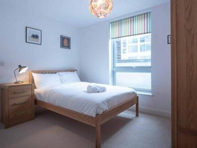 2 Bedroom Apartment For Rent In Bristol
