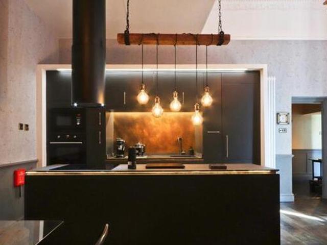 2 Bedroom Apartment For Rent In Bristol