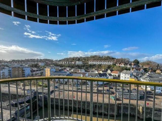 2 Bedroom Apartment For Rent In Bristol, Somerset