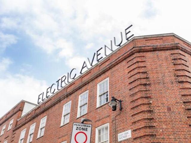 2 bedroom apartment for rent in Brixton Hill, Sw2