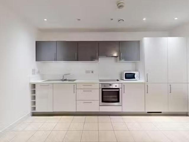 2 bedroom apartment for rent in Bromley by Bow, London, E3