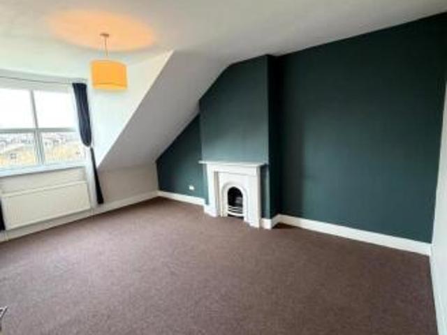 2 bedroom apartment for rent in Brondesbury Road, London, NW6