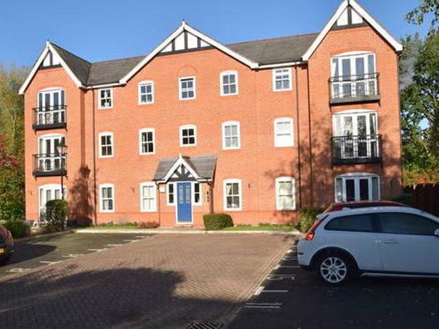 2 bedroom apartment for rent in Brook Road Cheadle SK8