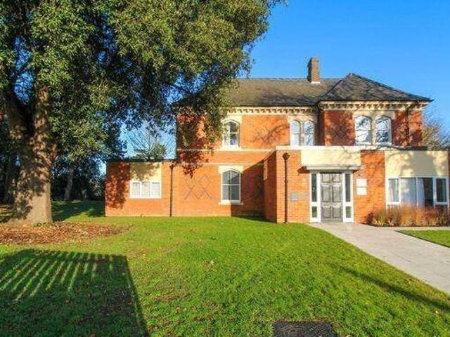 2 bedroom apartment for rent in Brook Street COLCHESTER CO1
