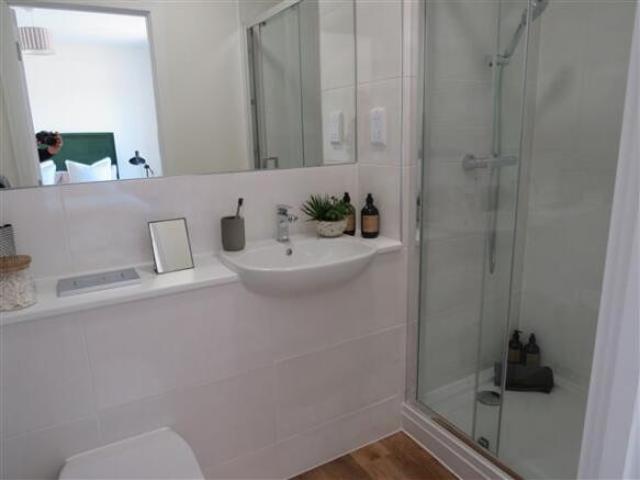 2 bedroom apartment for rent in Brooklands Square, MK10
