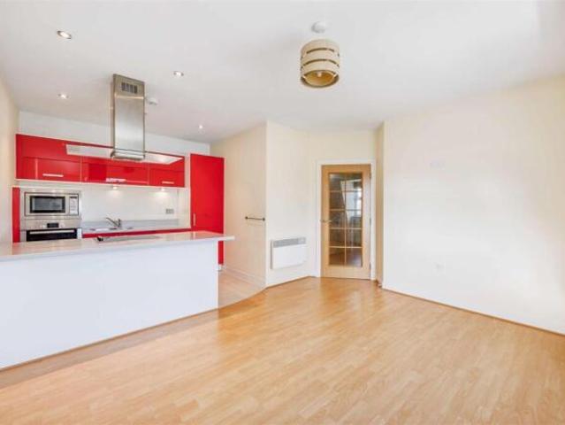 2 bedroom apartment for rent in Broomcroft Court 226 Acton Lane Chiswick, W4