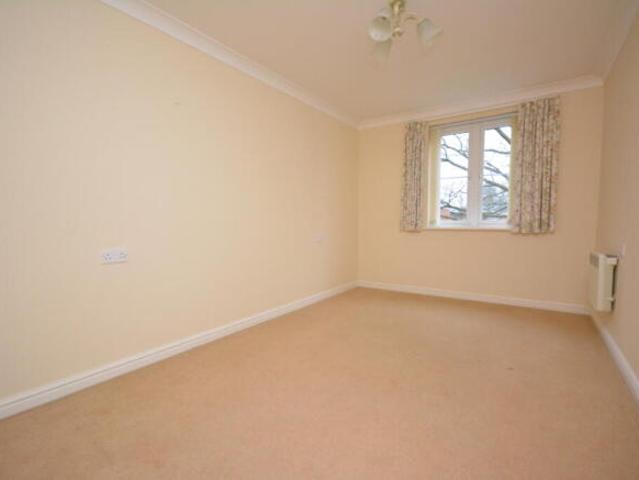 2 bedroom apartment for rent in Broomfield Road, CM1