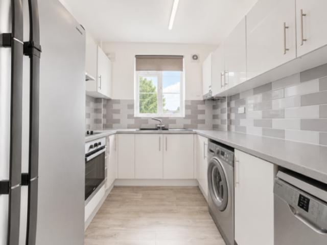 2 bedroom apartment for rent in Broadway House Bromley Road, BR1