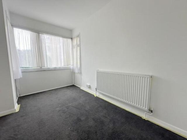 2 bedroom apartment for rent in Brocket Court, Vincent Road, Luton, LU4 9BD, LU4