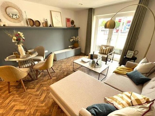 2 Bedroom Apartment For Rent In Broughton