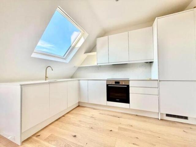 2 bedroom apartment for rent in Broxholm Road, London, SE27