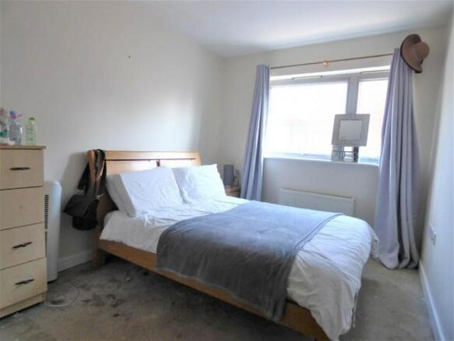2 bedroom apartment for rent in Cubix Apartments Violet Road, Bow, E3