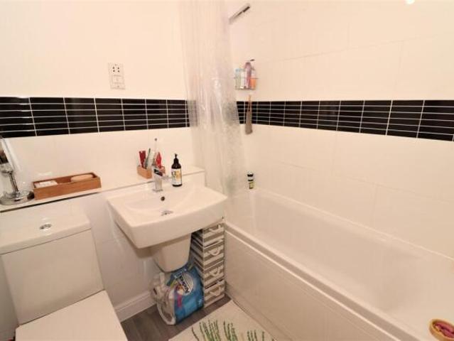 2 bedroom apartment for rent in Culverden Park Road, TUNBRIDGE WELLS, TN4