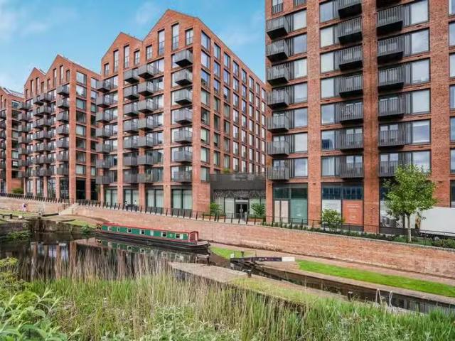 2 bedroom apartment for rent in Curzon Wharf, Belmont Row, B4.