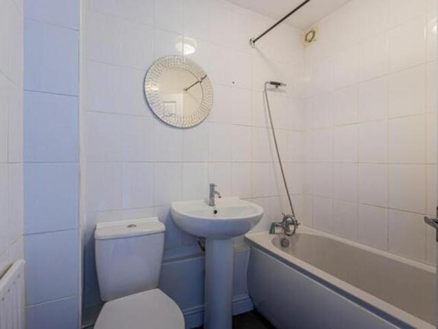 2 bedroom apartment for rent in Cwrt Cefn, Lisvane, CF14