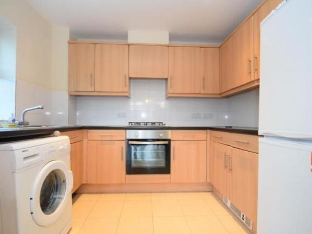 2 bedroom apartment for rent in Cairnpark, Rickmansworth Road, Watford, WD18