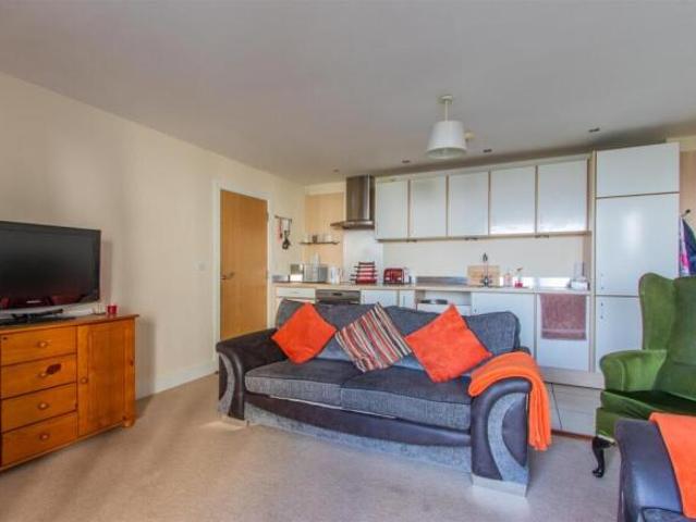 2 bedroom apartment for rent in Caldey Island House, Ferry Court, Cardiff Bay, CF11