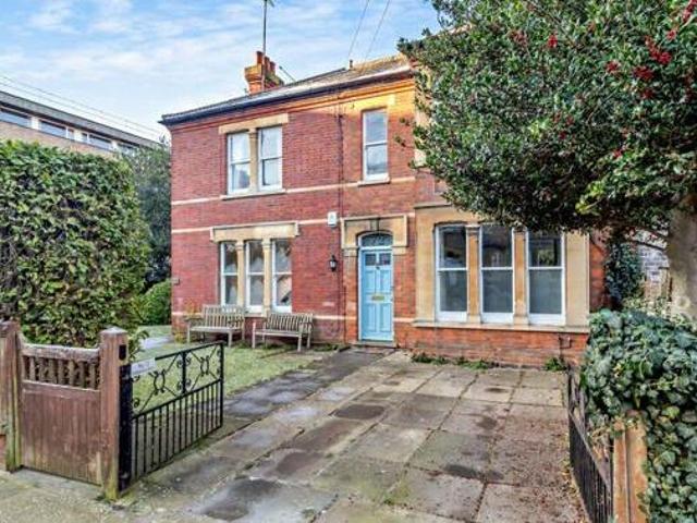 2 Bedroom Apartment For Rent In Cambridge
